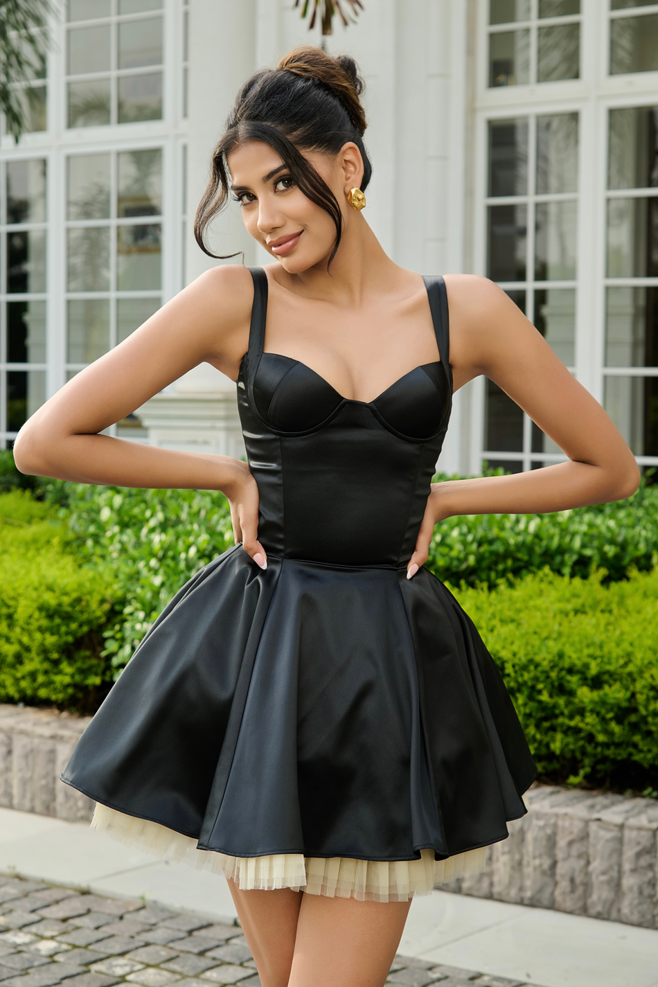 DRESSES – Dionne